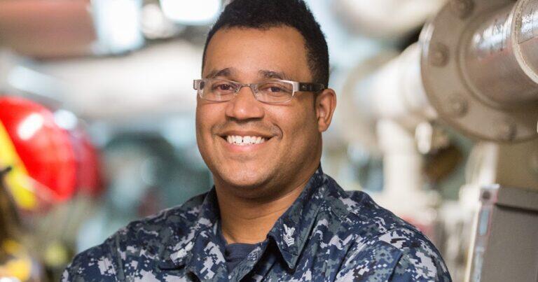 US Navy Sailor Convicted for Espionage in Military Court – Real News No ...